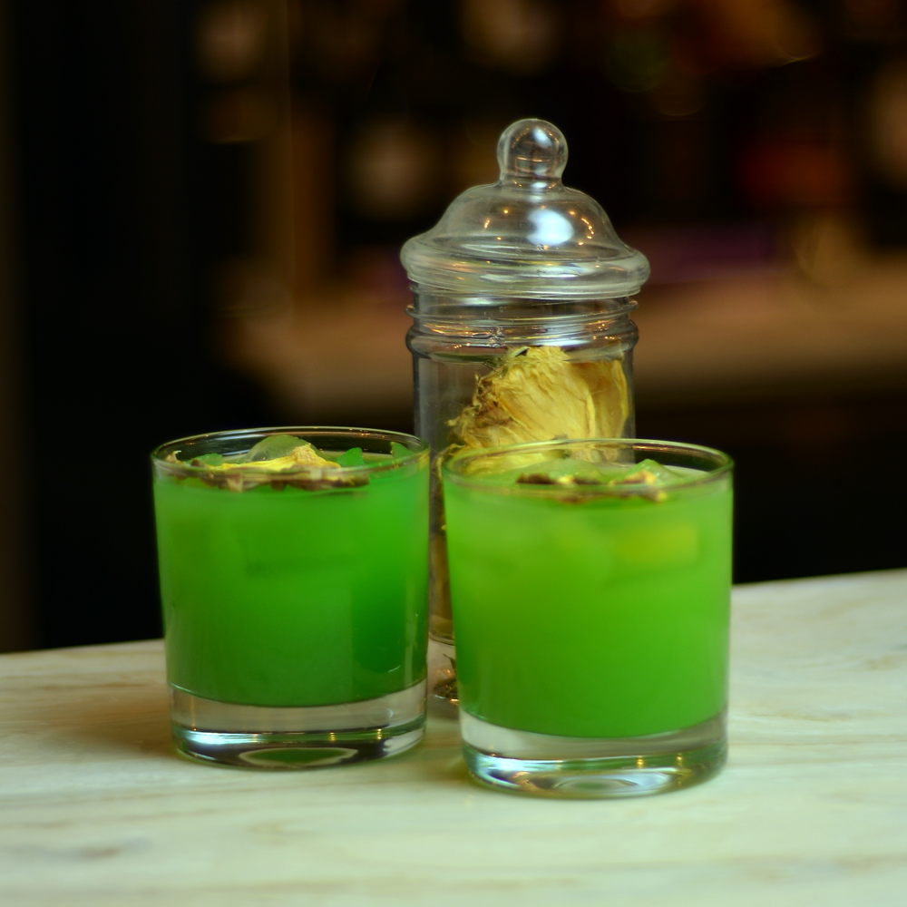 Lower Deck / Food & Drink